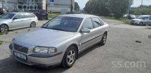 Pelēks Volvo S80 2000 Rīga, ar dzinēja tilpumu 2.50 L un nobraukumu 296 tūkst. km par 1000 €, foto  vietnē AUTOMOTO.COM.LV