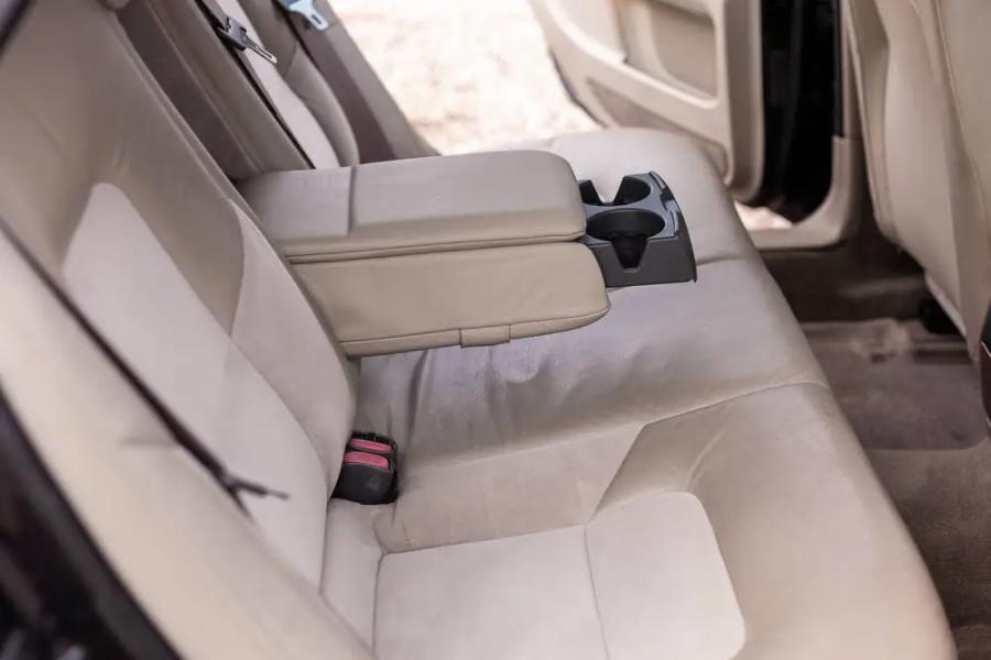 Pelēks Volvo S80 2000 Rīga, ar dzinēja tilpumu 2.40 L un nobraukumu 254 tūkst. km par 2995 €, foto 13 vietnē AUTOMOTO.COM.LV