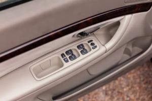 Pelēks Volvo S80 2000 Rīga, ar dzinēja tilpumu 2.40 L un nobraukumu 254 tūkst. km par 2995 €, foto 15 vietnē AUTOMOTO.COM.LV