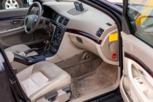 Pelēks Volvo S80 2000 Rīga, ar dzinēja tilpumu 2.40 L un nobraukumu 254 tūkst. km par 2995 €, foto 19 vietnē AUTOMOTO.COM.LV