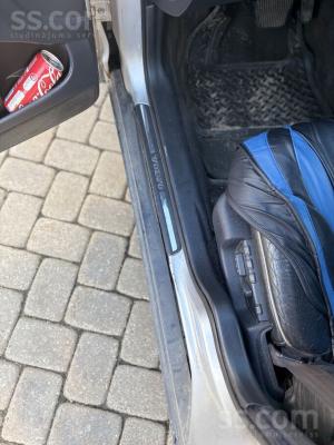 Grey Volvo S80 2000 in Cesis, with an engine capacity of 2.50 L and mileage of 480 thousand km for 1200 €, photo 5 on AUTOMOTO.COM.LV