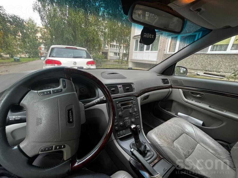 Серый Вольво С80 2000 в Даугавпилс, объемом двигателя 2.50 л и пробегом 330 тыс. км за 1700 €, фото 5 на AUTOMOTO.COM.LV