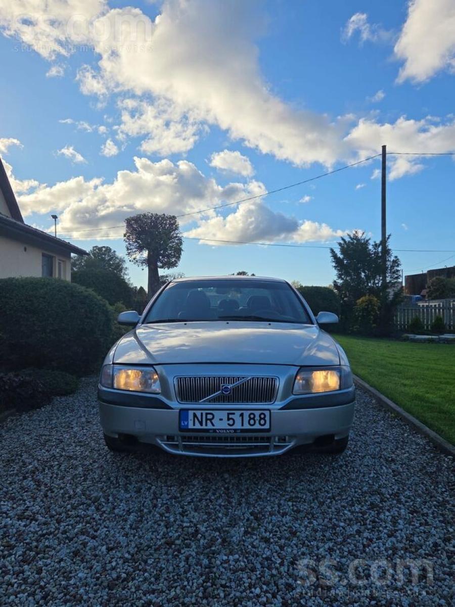 Pelēks Volvo S80 2000 Talsi, ar dzinēja tilpumu 2.50 L un nobraukumu 533 tūkst. km par 790 €, foto 5 vietnē AUTOMOTO.COM.LV