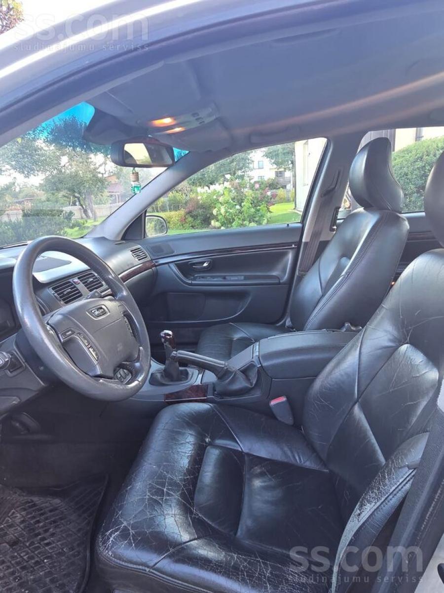 Pelēks Volvo S80 2000 Talsi, ar dzinēja tilpumu 2.50 L un nobraukumu 533 tūkst. km par 790 €, foto 6 vietnē AUTOMOTO.COM.LV