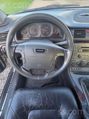 Pelēks Volvo S80 2000 Talsi, ar dzinēja tilpumu 2.50 L un nobraukumu 533 tūkst. km par 790 €, foto 7 vietnē AUTOMOTO.COM.LV