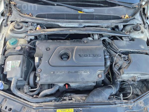 Pelēks Volvo S80 2000 Talsi, ar dzinēja tilpumu 2.50 L un nobraukumu 533 tūkst. km par 790 €, foto 8 vietnē AUTOMOTO.COM.LV
