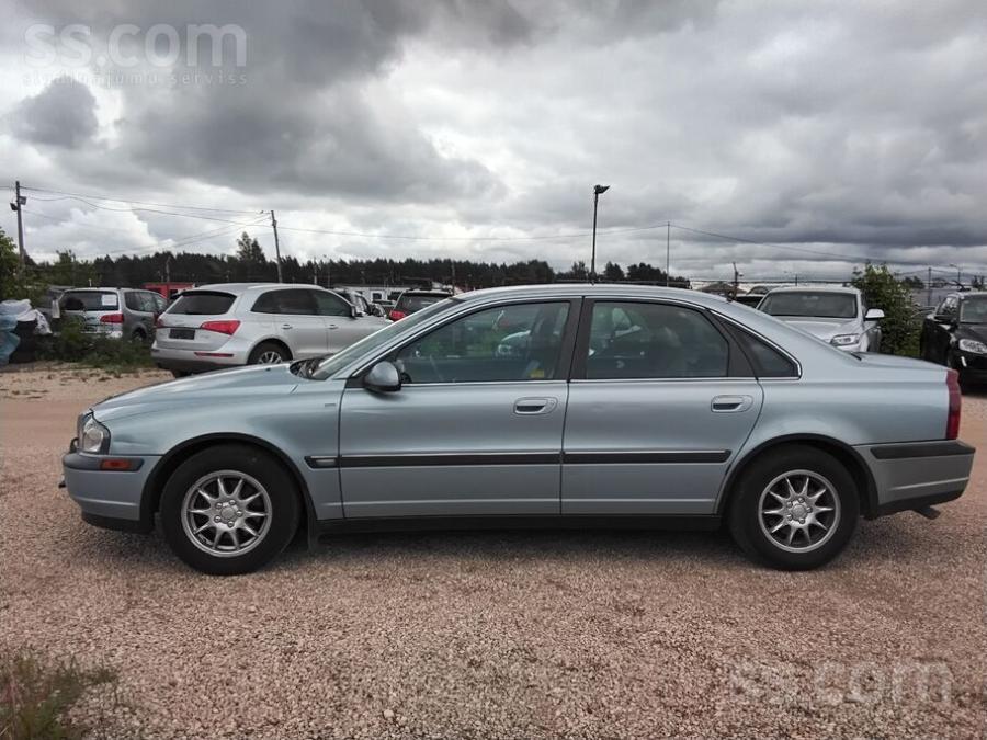 Pelēks Volvo S80 2001 Rīga, ar dzinēja tilpumu 2.40 L un nobraukumu 300 tūkst. km par 1250 €, foto 5 vietnē AUTOMOTO.COM.LV