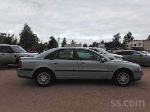 Pelēks Volvo S80 2001 Rīga, ar dzinēja tilpumu 2.40 L un nobraukumu 300 tūkst. km par 1250 €, foto 6 vietnē AUTOMOTO.COM.LV