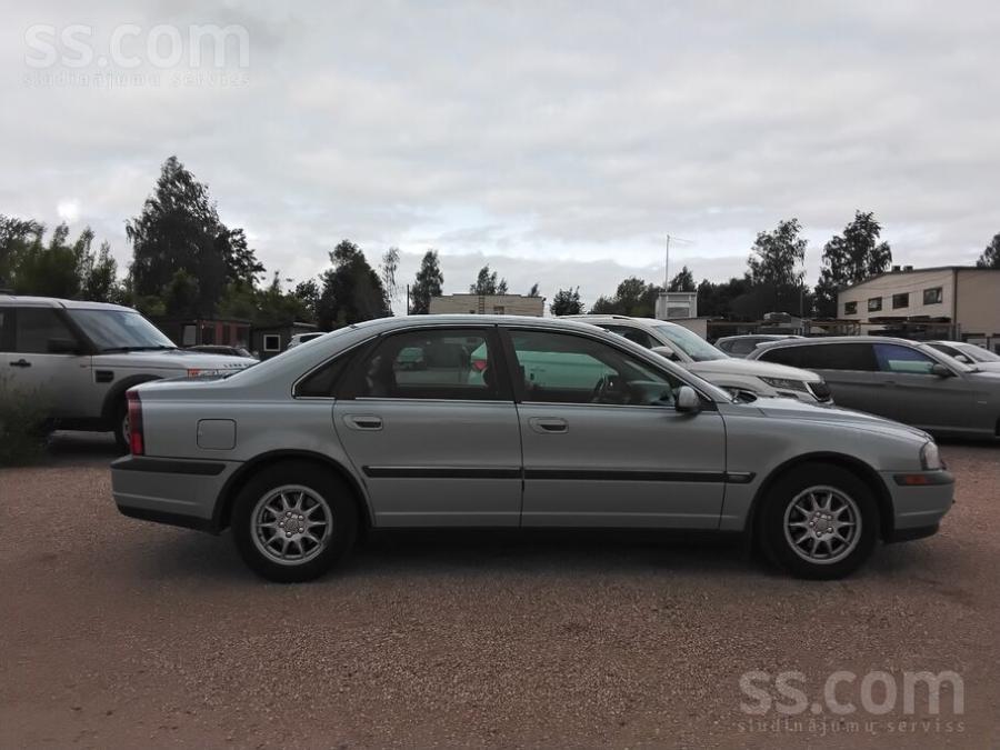 Pelēks Volvo S80 2001 Rīga, ar dzinēja tilpumu 2.40 L un nobraukumu 300 tūkst. km par 1250 €, foto 6 vietnē AUTOMOTO.COM.LV