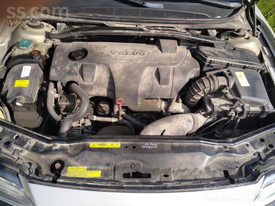 Pelēks Volvo S80 2001 Jelgava, ar dzinēja tilpumu 2.40 L un nobraukumu 347 tūkst. km par 1255 €, foto 3 vietnē AUTOMOTO.COM.LV