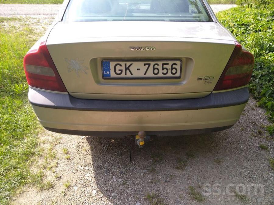 Pelēks Volvo S80 2001 Jelgava, ar dzinēja tilpumu 2.40 L un nobraukumu 347 tūkst. km par 1255 €, foto 5 vietnē AUTOMOTO.COM.LV