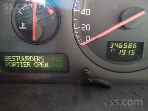 Pelēks Volvo S80 2001 Jelgava, ar dzinēja tilpumu 2.40 L un nobraukumu 347 tūkst. km par 1255 €, foto 10 vietnē AUTOMOTO.COM.LV