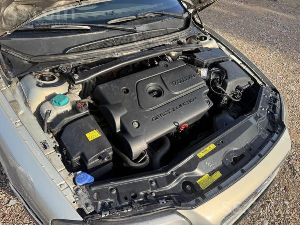 Grey Volvo S80 2001 in Kuldiga, with an engine capacity of 2.50 L and mileage of 442 thousand km for 950 €, photo 9 on AUTOMOTO.COM.LV