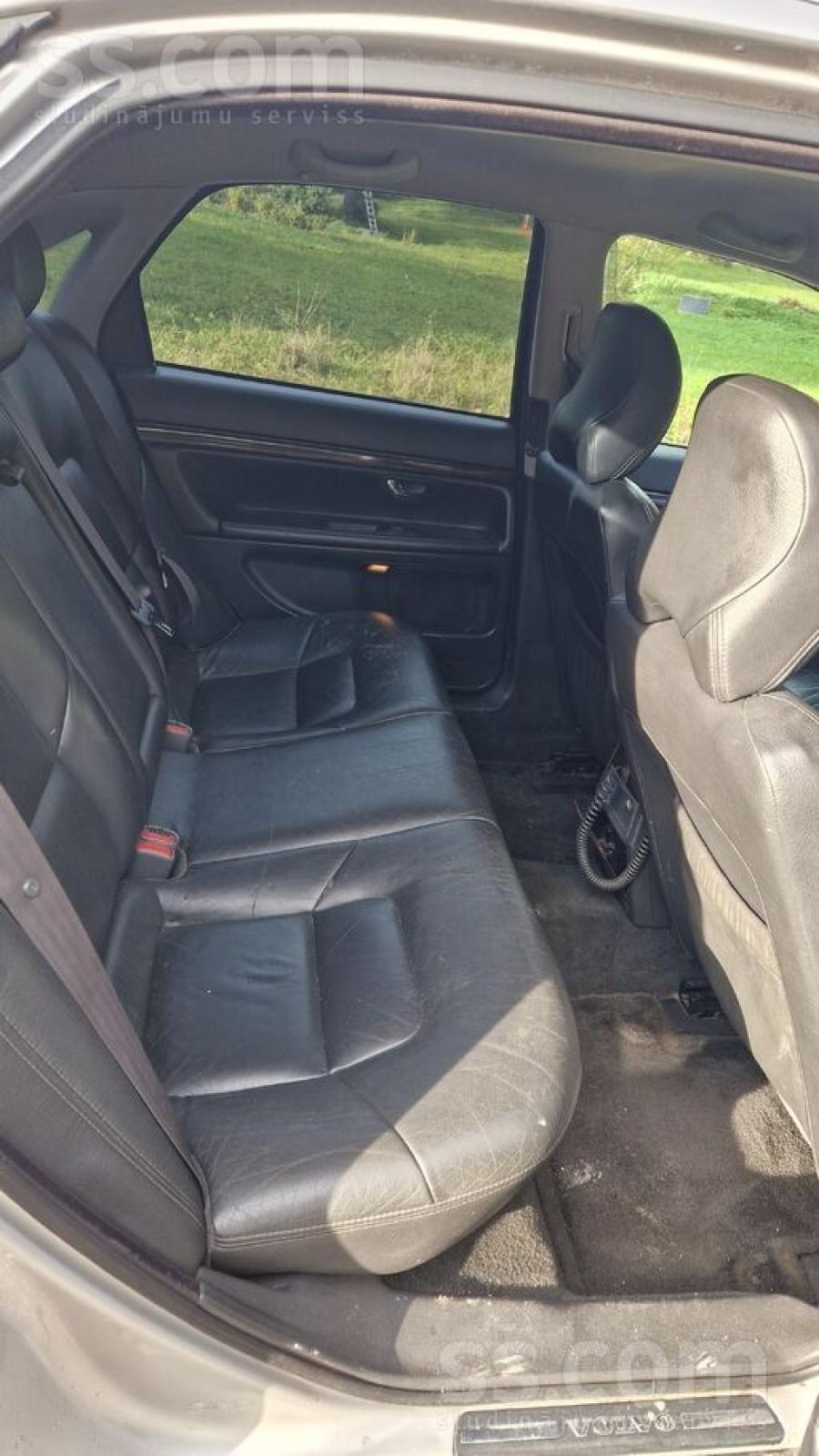 Pelēks Volvo S80 2001 Cēsis, ar dzinēja tilpumu 2.40 L un nobraukumu 328 tūkst. km par 1200 €, foto 7 vietnē AUTOMOTO.COM.LV