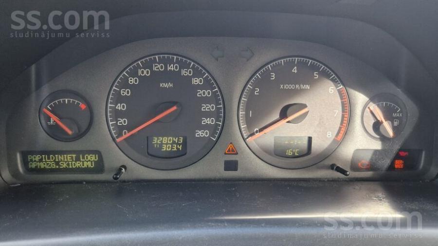 Pelēks Volvo S80 2001 Cēsis, ar dzinēja tilpumu 2.40 L un nobraukumu 328 tūkst. km par 1200 €, foto 11 vietnē AUTOMOTO.COM.LV