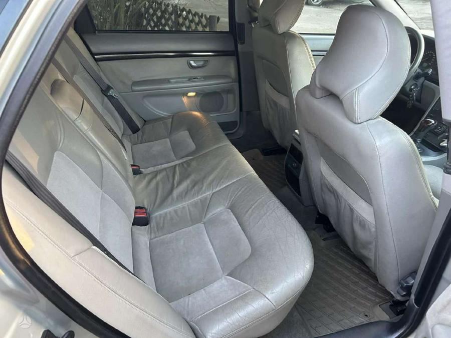 Pelēks Volvo S80 2002 Šauļi, ar dzinēja tilpumu 2.40 L un nobraukumu 238 tūkst. km par 1890 €, foto 6 vietnē AUTOMOTO.COM.LV