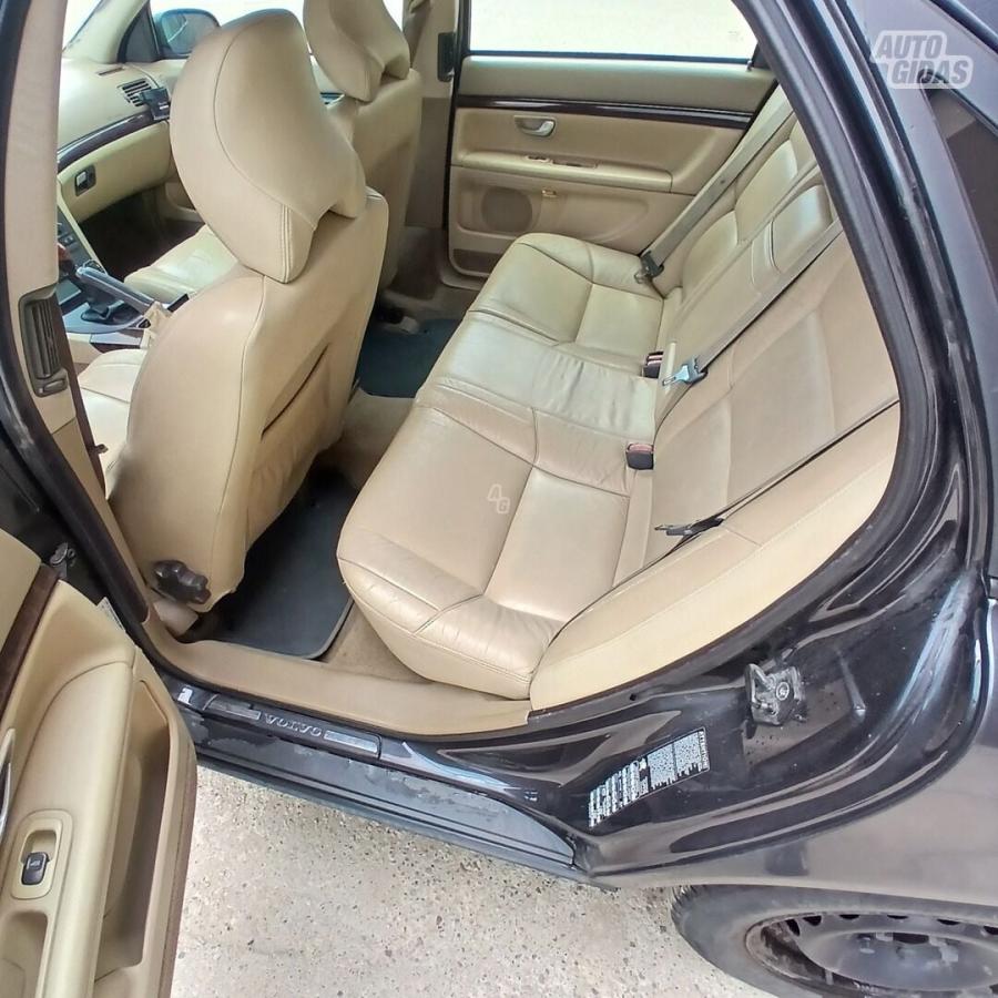 Pelēks Volvo S80 2002 Viļņa, ar dzinēja tilpumu 2.40 L un nobraukumu 305 tūkst. km par 1100 €, foto 8 vietnē AUTOMOTO.COM.LV