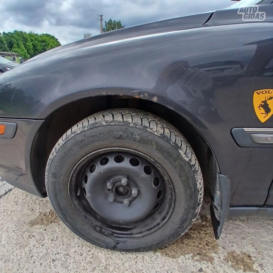 Pelēks Volvo S80 2002 Viļņa, ar dzinēja tilpumu 2.40 L un nobraukumu 305 tūkst. km par 1100 €, foto 11 vietnē AUTOMOTO.COM.LV