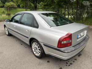 Grey Volvo S80 2002 in Vilnius, with an engine capacity of 2.40 L and mileage of 257 thousand km for 1100 €, photo 6 on AUTOMOTO.COM.LV