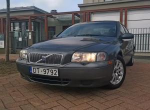 Pelēks Volvo S80 2002 Rīga, ar dzinēja tilpumu 2.40 L un nobraukumu 372 tūkst. km par 1650 €, foto  vietnē AUTOMOTO.COM.LV