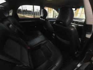 Grey Volvo S80 2002 in Riga, with an engine capacity of 2.40 L and mileage of 372 thousand km for 1650 €, photo 5 on AUTOMOTO.COM.LV