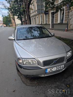Grey Volvo S80 2002 in Riga, with an engine capacity of 1.90 L and mileage of 312 thousand km for 600 €, photo 7 on AUTOMOTO.COM.LV