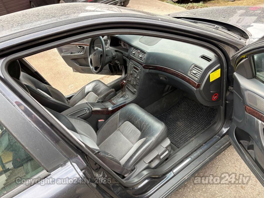 Серый Вольво С80 2002 в Таллин, объемом двигателя 2.40 л и пробегом 275 тыс. км за 2490 €, фото 11 на AUTOMOTO.COM.LV
