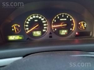 Grey Volvo S80 2002 in Riga, with an engine capacity of 2.00 L and mileage of 311 thousand km for 1200 €, photo 7 on AUTOMOTO.COM.LV