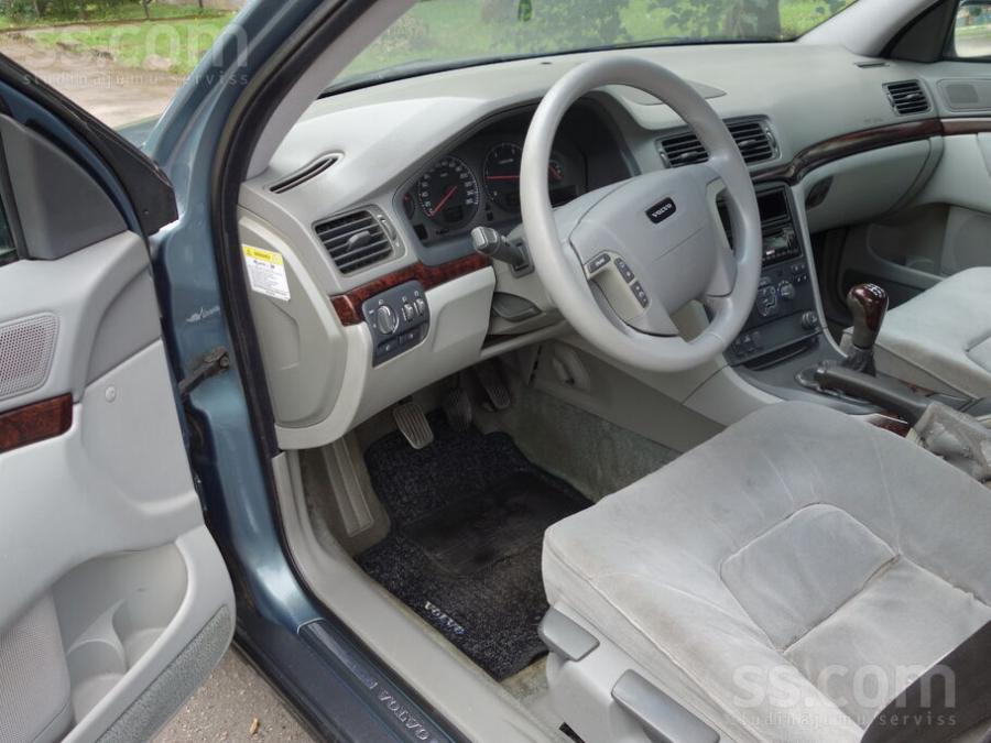 Pelēks Volvo S80 2002 Rīga, ar dzinēja tilpumu 2.40 L un nobraukumu 261 tūkst. km par 1750 €, foto 6 vietnē AUTOMOTO.COM.LV
