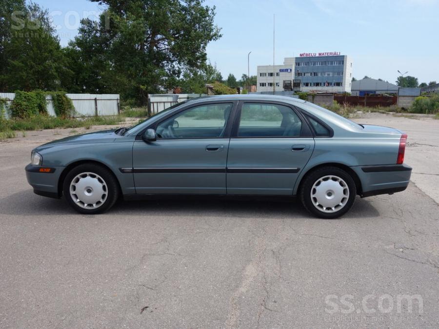 Pelēks Volvo S80 2002 Rīga, ar dzinēja tilpumu 2.40 L un nobraukumu 261 tūkst. km par 1750 €, foto 13 vietnē AUTOMOTO.COM.LV