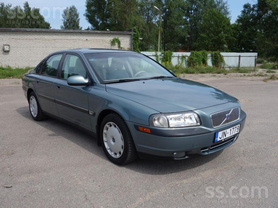 Pelēks Volvo S80 2002 Rīga, ar dzinēja tilpumu 2.40 L un nobraukumu 261 tūkst. km par 1750 €, foto 17 vietnē AUTOMOTO.COM.LV