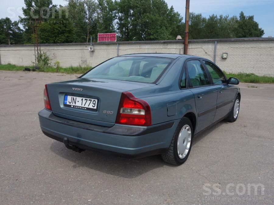 Pelēks Volvo S80 2002 Rīga, ar dzinēja tilpumu 2.40 L un nobraukumu 261 tūkst. km par 1750 €, foto 29 vietnē AUTOMOTO.COM.LV