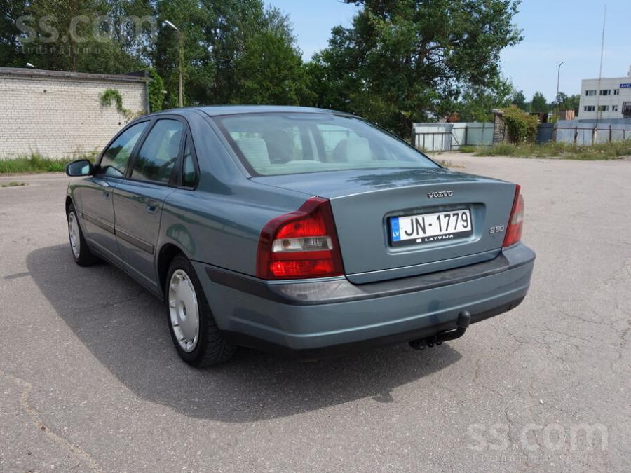 Pelēks Volvo S80 2002 Rīga, ar dzinēja tilpumu 2.40 L un nobraukumu 261 tūkst. km par 1750 €, foto 36 vietnē AUTOMOTO.COM.LV