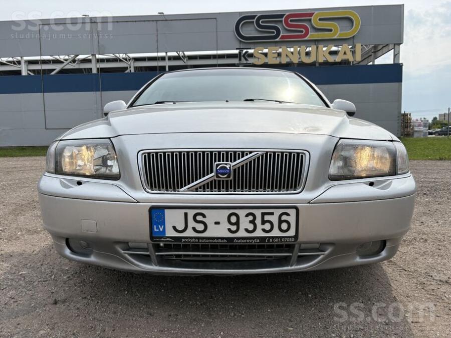 Pelēks Volvo S80 2002 Daugavpils, ar dzinēja tilpumu 2.40 L un nobraukumu 324 tūkst. km par 1250 €, foto 9 vietnē AUTOMOTO.COM.LV