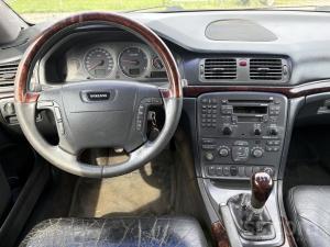 Pelēks Volvo S80 2002 Daugavpils, ar dzinēja tilpumu 2.40 L un nobraukumu 324 tūkst. km par 1250 €, foto 13 vietnē AUTOMOTO.COM.LV