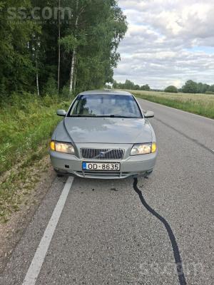 Серый Вольво С80 2002 в Рига, объемом двигателя 2.40 л и пробегом 450 тыс. км за 550 €, фото 7 на AUTOMOTO.COM.LV