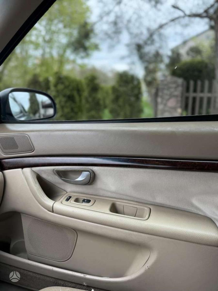 Grey Volvo S80 2002 in Kaunas, with an engine capacity of 2.44 L and mileage of 378 thousand km for 899 €, photo 27 on AUTOMOTO.COM.LV