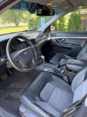 Grey Volvo S80 2002 in Kaunas, with an engine capacity of 2.40 L and mileage of 400 thousand km for 1350 €, photo 14 on AUTOMOTO.COM.LV