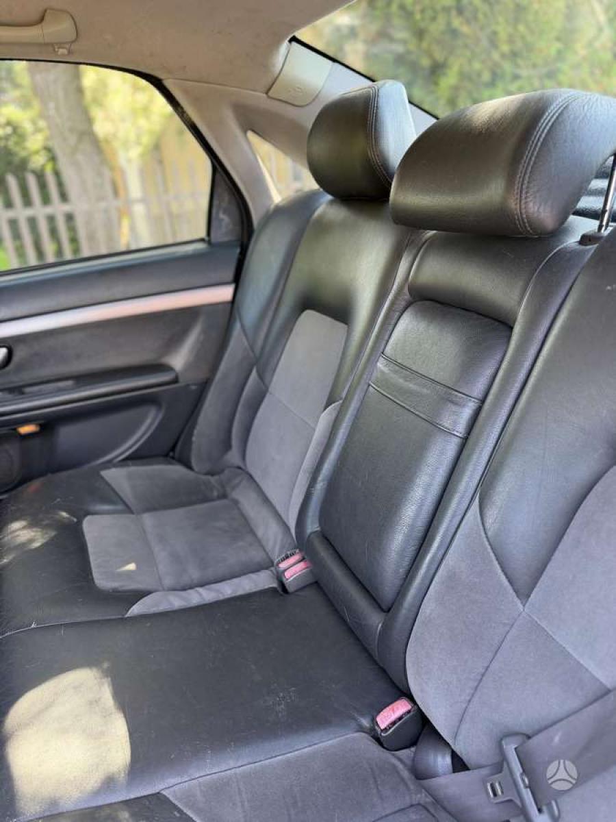 Grey Volvo S80 2002 in Kaunas, with an engine capacity of 2.40 L and mileage of 400 thousand km for 1350 €, photo 16 on AUTOMOTO.COM.LV