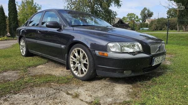 Volvo S80 2002 Ukmergė vietnē Pelēks Volvo S80 2002 Ukmergė, ar dzinēja tilpumu 2.40 L un nobraukumu 426 tūkst. km par 800 €, foto 3 vietnē AUTOMOTO.COM.LV