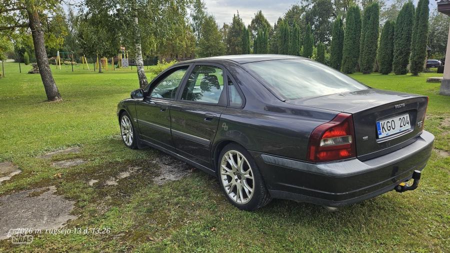 Pelēks Volvo S80 2002 Ukmergė, ar dzinēja tilpumu 2.40 L un nobraukumu 426 tūkst. km par 800 €, foto 8 vietnē AUTOMOTO.COM.LV