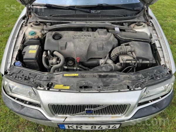 Volvo S80 2002 Rīga vietnē Pelēks Volvo S80 2002 Rīga, ar dzinēja tilpumu 2.40 L un nobraukumu 347 tūkst. km par 600 €, foto 8 vietnē AUTOMOTO.COM.LV