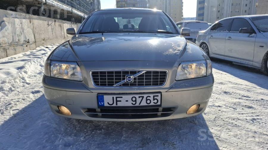 Pelēks Volvo S80 2003 Daugavpils, ar dzinēja tilpumu 2.40 L un nobraukumu 344 tūkst. km par 1350 €, foto 3 vietnē AUTOMOTO.COM.LV