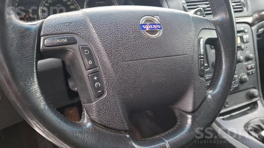 Pelēks Volvo S80 2003 Daugavpils, ar dzinēja tilpumu 2.40 L un nobraukumu 344 tūkst. km par 1350 €, foto 13 vietnē AUTOMOTO.COM.LV