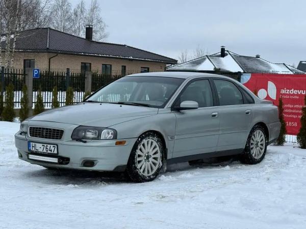 Pelēks Volvo S80 2003 Jelgava, ar dzinēja tilpumu 2.40 L un nobraukumu 430 tūkst. km par 1350 €, foto 1 vietnē AUTOMOTO.COM.LV