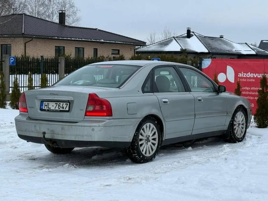 Серый Вольво С80 2003 в Елгава, объемом двигателя 2.40 л и пробегом 430 тыс. км за 1350 €, фото 5 на AUTOMOTO.COM.LV