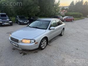 Серый Вольво С80 2003 в Салдус, объемом двигателя 2.40 л и пробегом 0 тыс. км за 900 €, фото  на AUTOMOTO.COM.LV