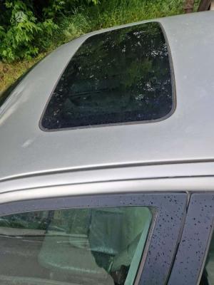Grey Volvo S80 2003 in Vilnius, with an engine capacity of 2.40 L and mileage of 320 thousand km for 400 €, photo 11 on AUTOMOTO.COM.LV