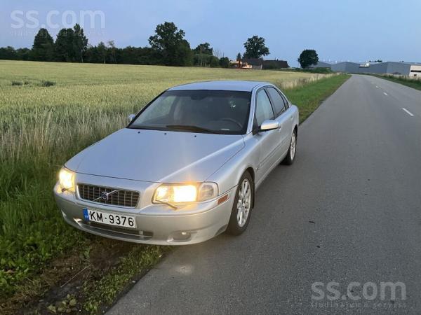 Pelēks Volvo S80 2003 Jēkabpils, ar dzinēja tilpumu 2.40 L un nobraukumu 271 tūkst. km par 1500 €, foto 1 vietnē AUTOMOTO.COM.LV