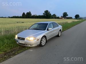 Grey Volvo S80 2003 in Jekabpils, with an engine capacity of 2.40 L and mileage of 271 thousand km for 1500 €, photo 3 on AUTOMOTO.COM.LV